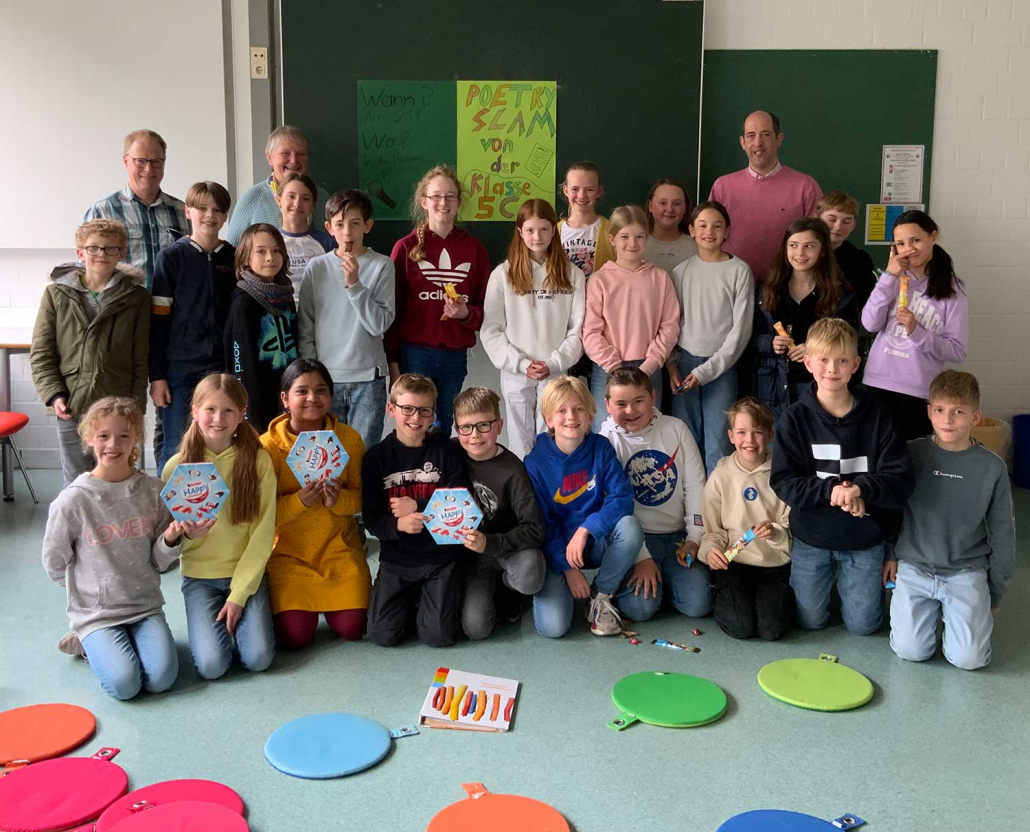 Spiel mit Sprache – Poetry Slam der Klasse 5C – Gymnasium Laurentianum ...